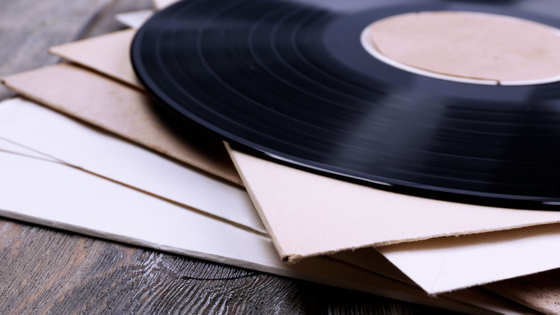 Parts Of A Vinyl Record Packaging | Cash For Records